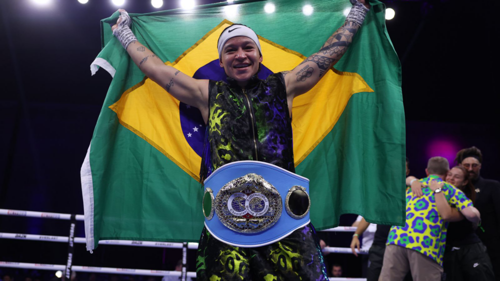 Beatriz Ferreira - Matchroom Boxing