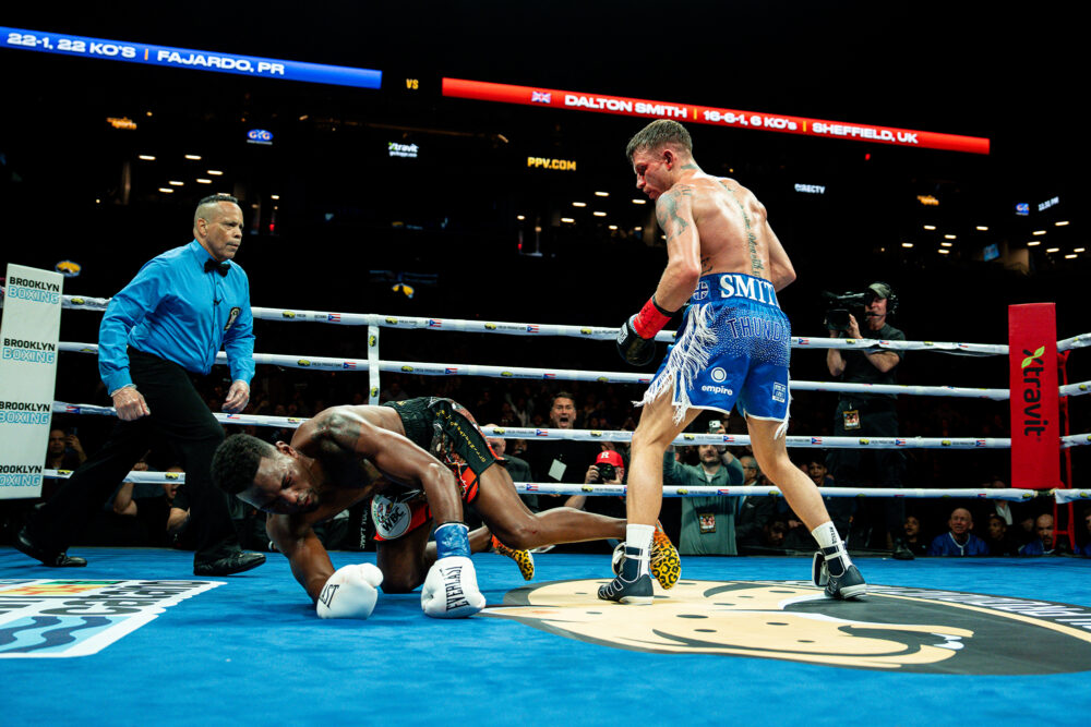 STUNNING SMITH DESTROYS MATIAS TO BECOME WORLD CHAMPION - Matchroom Boxing